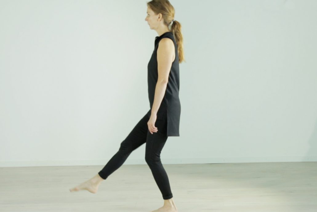 Kick ball change - LaZwalla - Danse